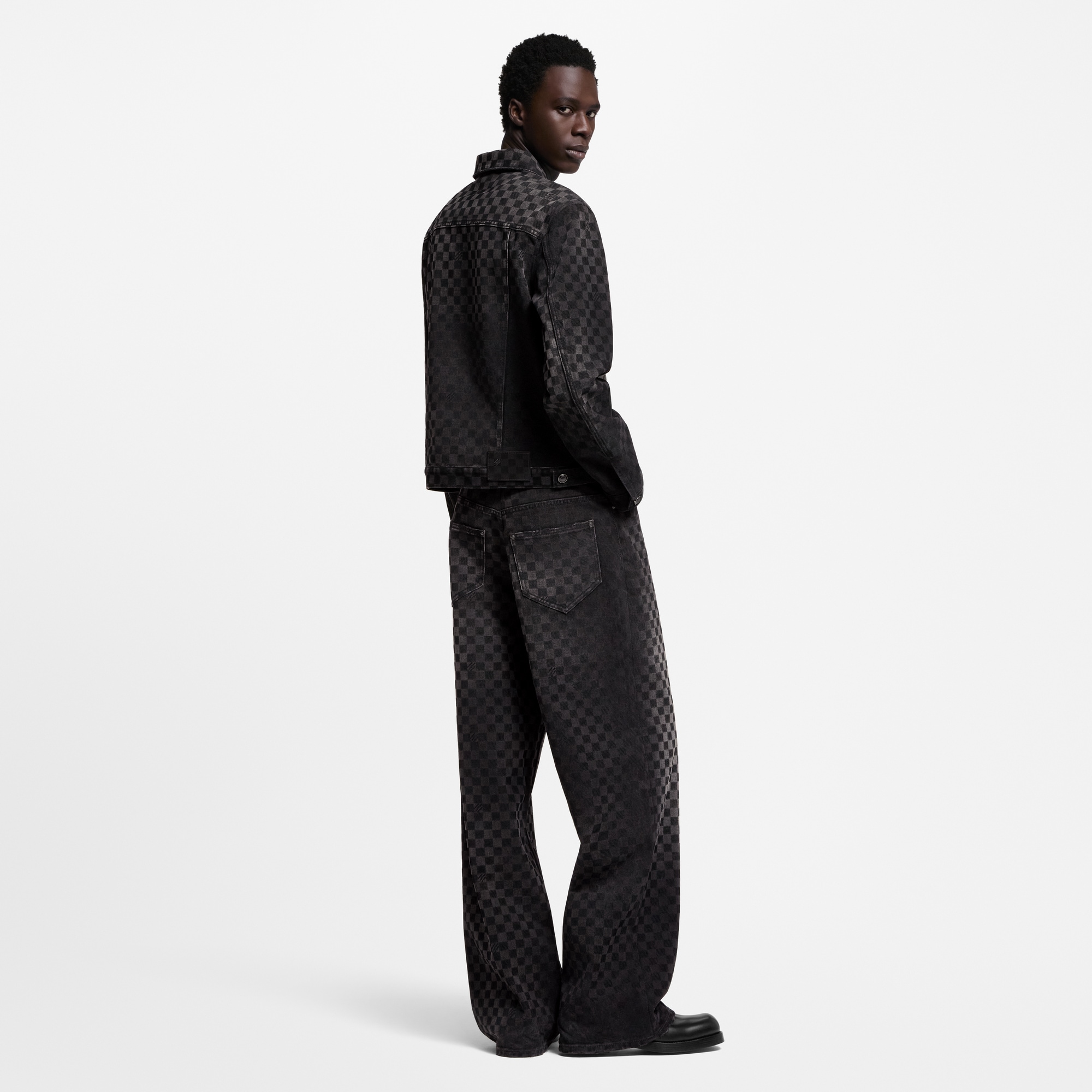 Flocked Damier Denim Trucker Jacket - Ready to Wear | LOUIS VUITTON